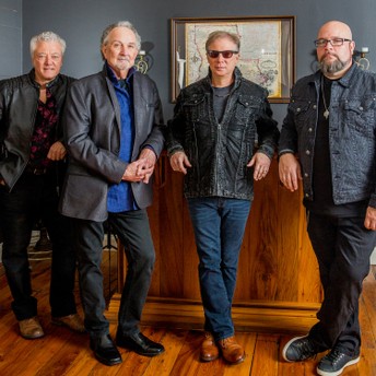 Le Roux | Biography, Music & News | Billboard