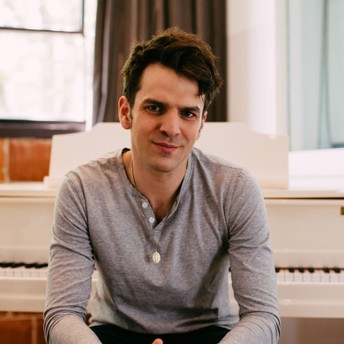 Josh Harris | Biography, Music & News | Billboard